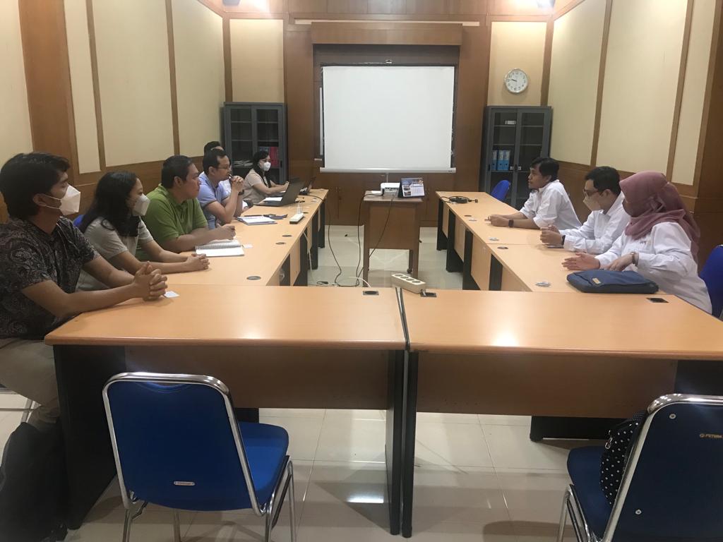 Kunjungan PT D&W International – Website Departemen Teknik Elektro dan ...