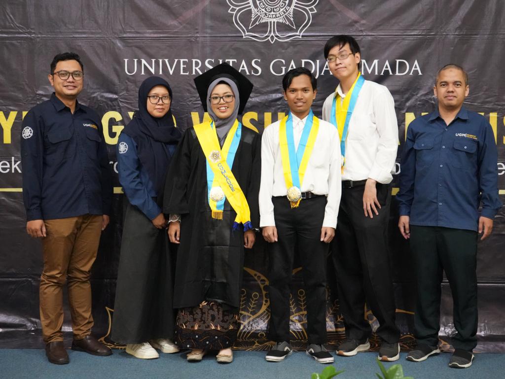 Pelepasan Wisuda Periode 2 2023 – Website Departemen Teknik Elektro dan ...